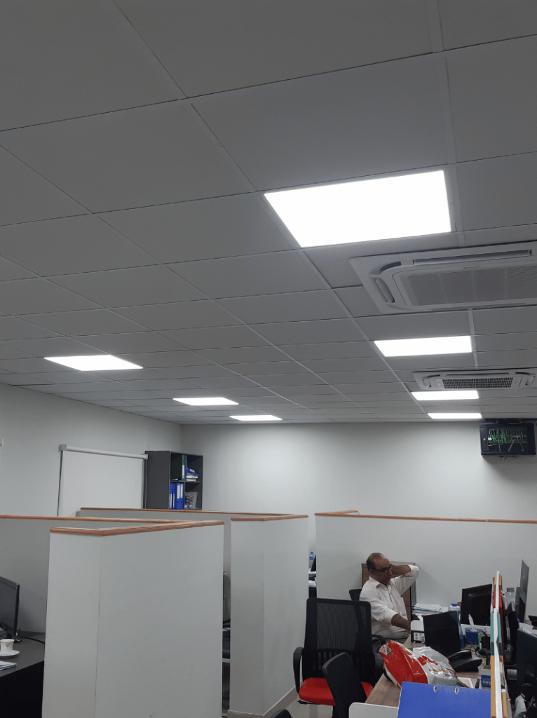 TCL 2x2 Selectable CCT Panel - Electrolite Plus